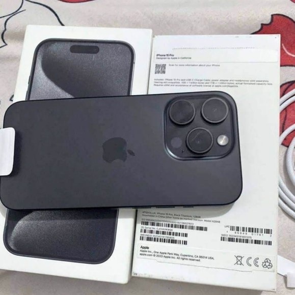 Apple | Cell Phones & Accessories | Iphone | Poshmark